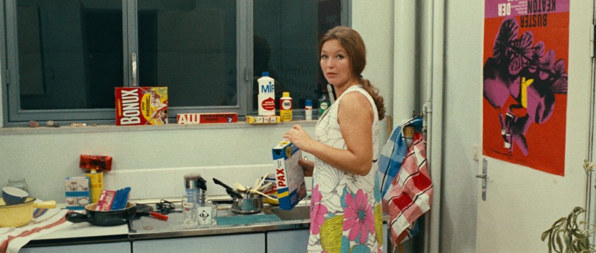 Crítica de "Dos o tres cosas que yo sé de ella", Jean-Luc Godard y la poesía como manifiesto ...