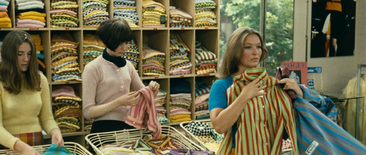 Crítica de "Dos o tres cosas que yo sé de ella", Jean-Luc Godard y la poesía como manifiesto ...