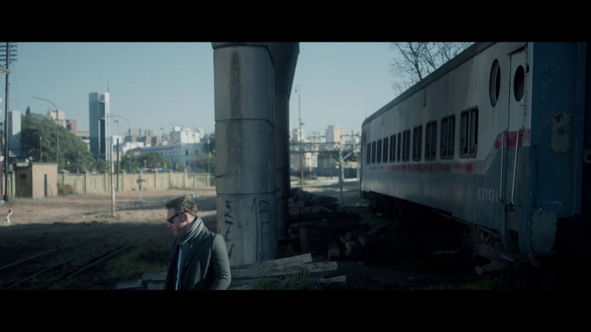 Crítica de "El siervo inútil", Fernando Lacolla entre la corrupción y ...